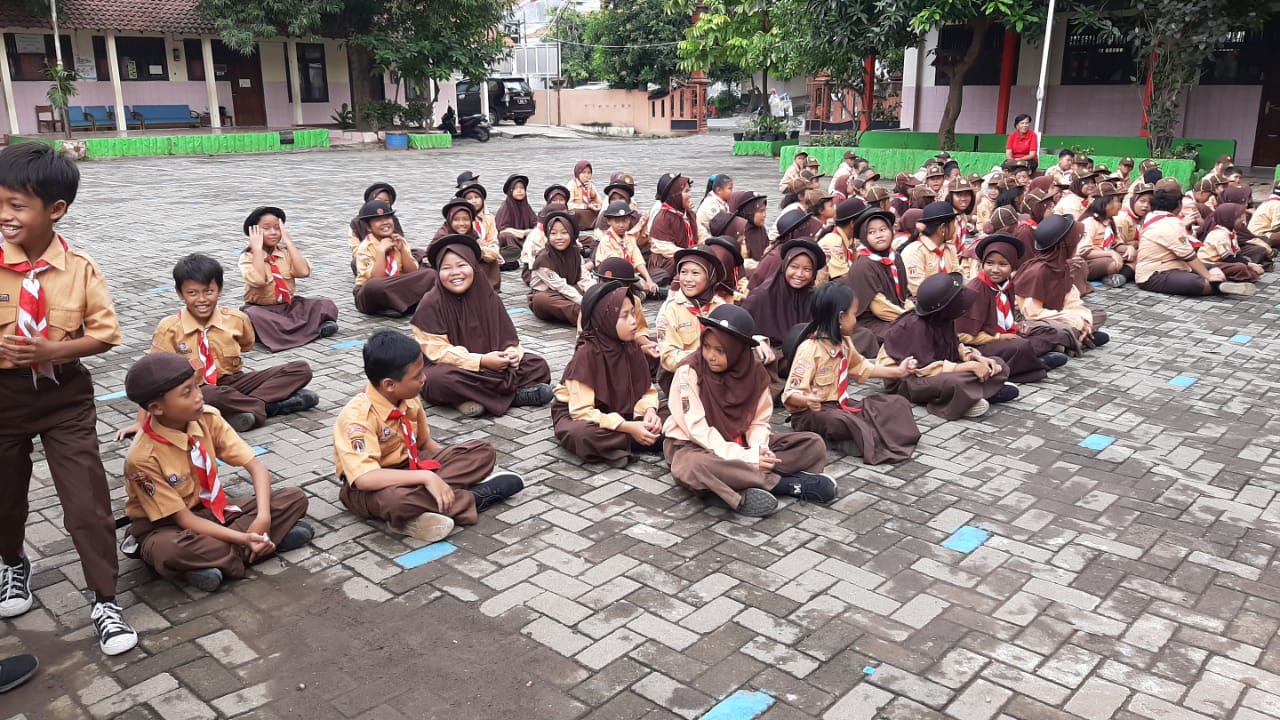 KEGIATAN EKSTRAKURIKULER PRAMUKA